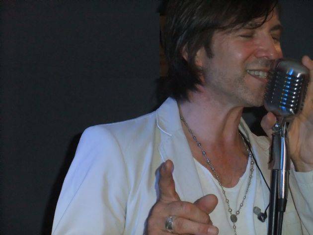 David K - Modern Male Vocalist