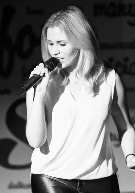 Hayley - Singer for Events, Functions & Weddings