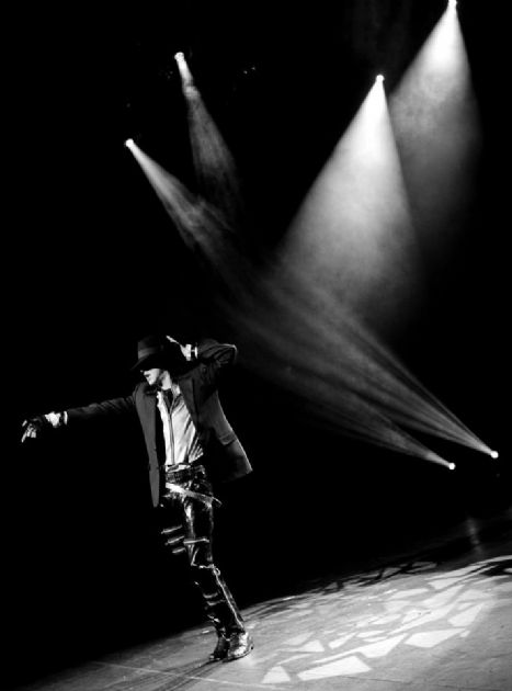 MJ - Dance Tribute artiste to The King of Pop