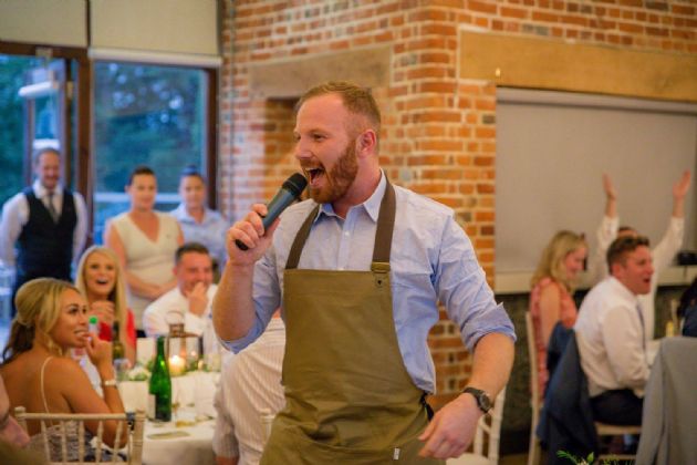 The Fantastic Singing Waiters - Surprise Waiter Show