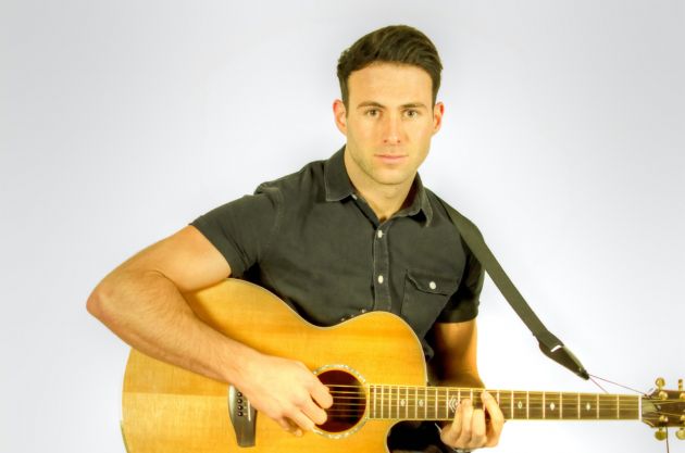 Steve Sings - Male Singer for Events,Parties & Weddings