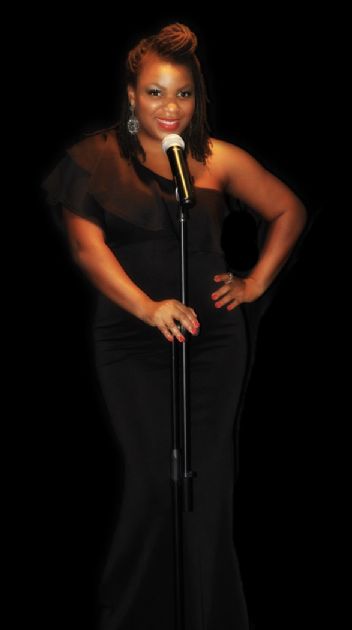 The Songstress - Charismatic & Dynamic Female Vocalist