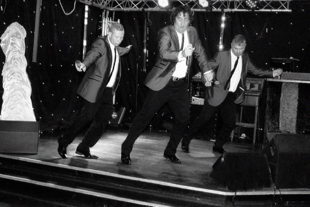 The Ultimate Motown Party - Superb Vocal Harmony Trio
