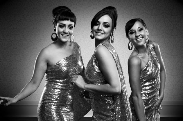 Uptown Motown Trio - Soul & Motown Vocal Harmony Trio