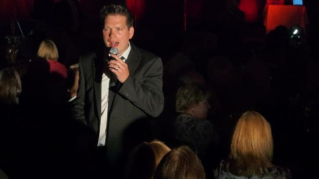 Chris G - Fantastic Male Singer - from Swing to Pop